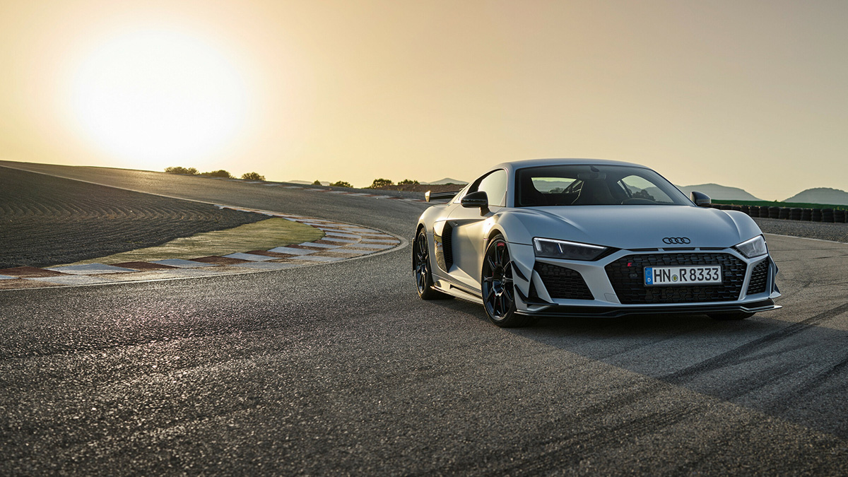 Nuova Audi R8 Coupè GT: ancora più sportiva! - Test Driver